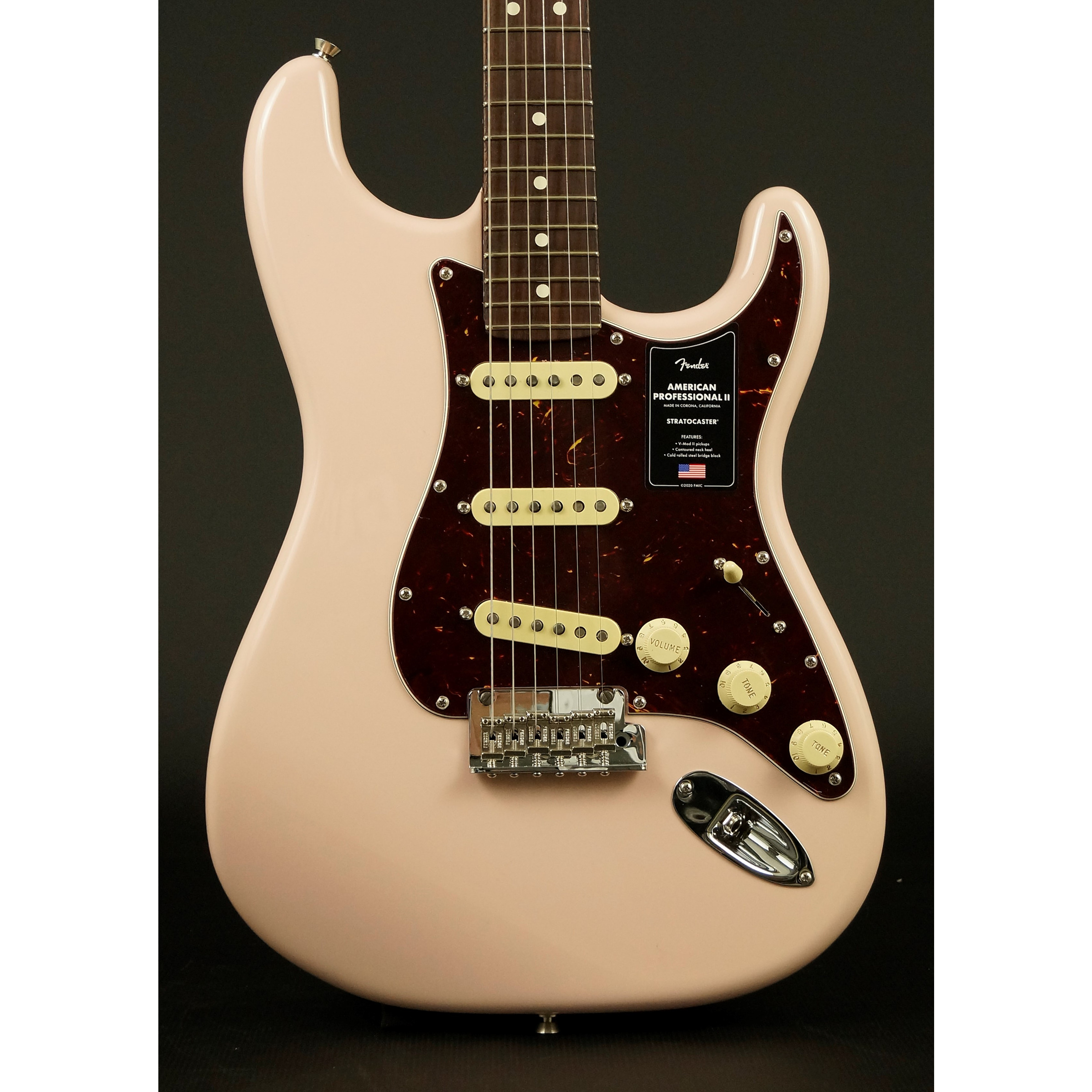 Fender Ltd Ed FSR American Pro II Strat | Pink - GigGear